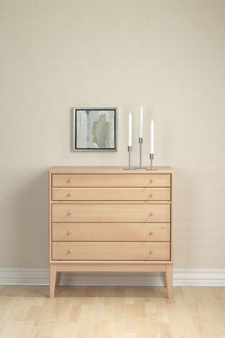 Rebus reol fra Vantinge Møbelindustri. Reoler i moduler efter behov.